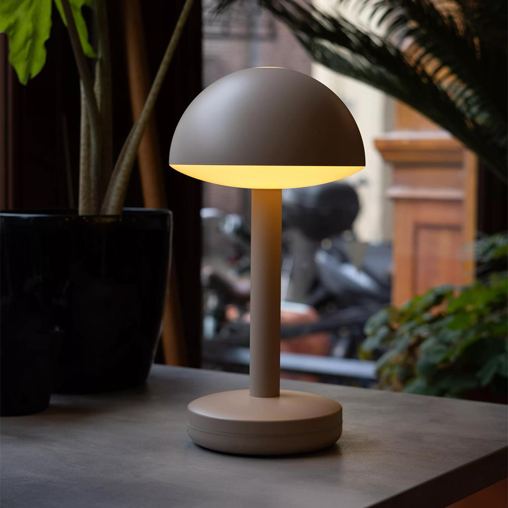 Humble Bug Desk Lamp – Blankspace